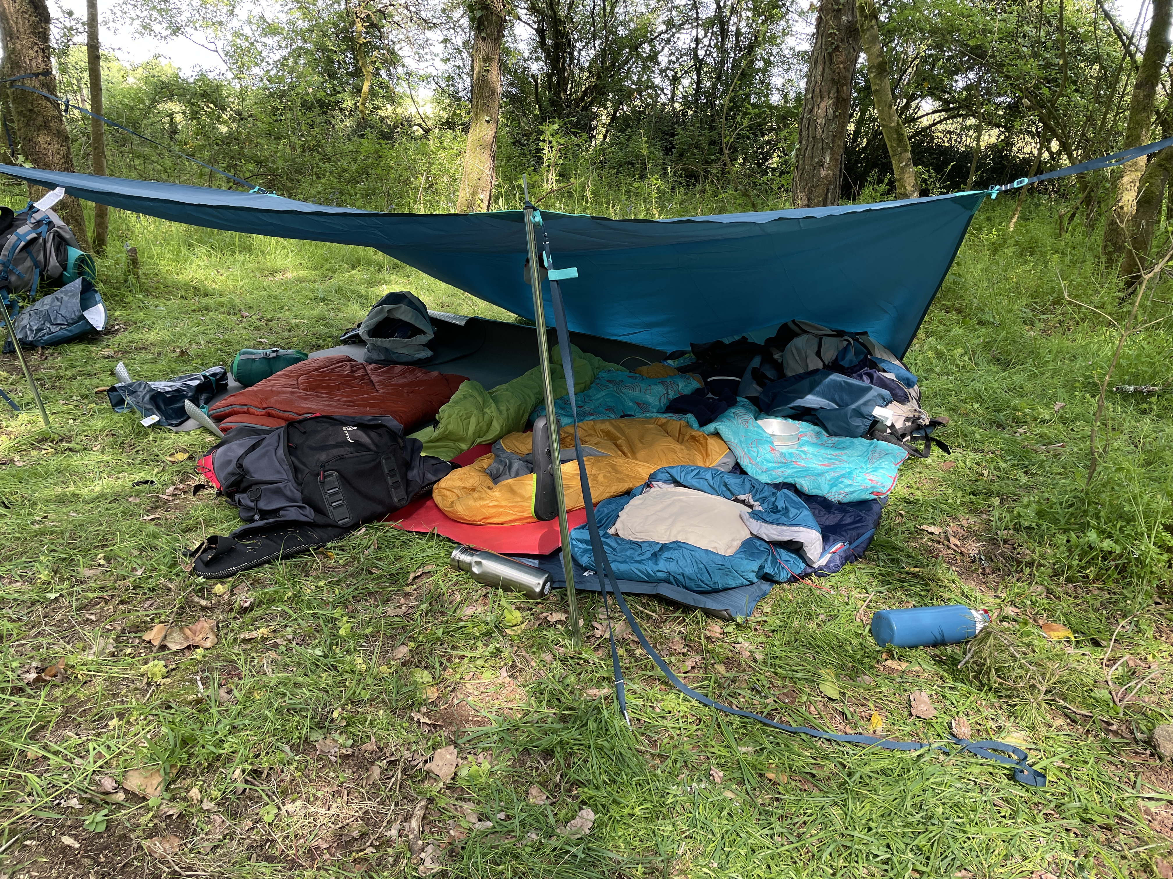 Le tarp : l'abri ultra-polyvalent — LaToileScoute